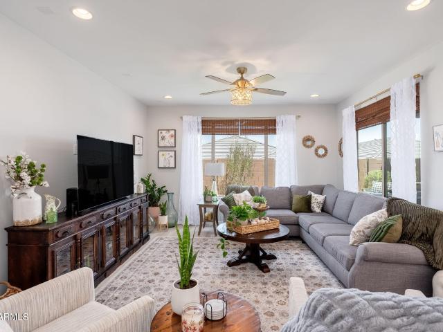 1830 w zinc way
