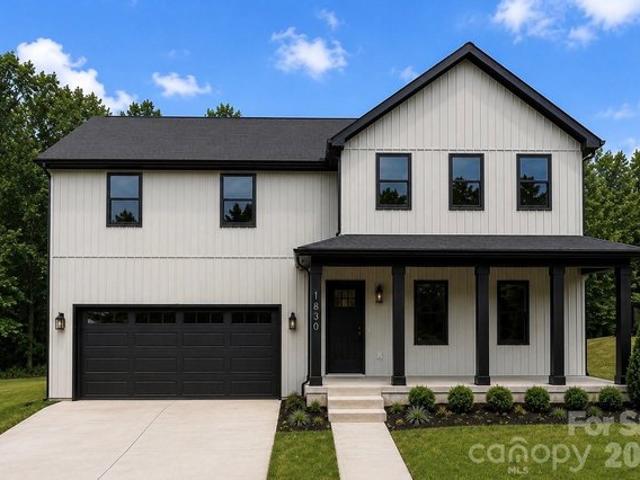 1830 31st St NE, Hickory, NC 28601