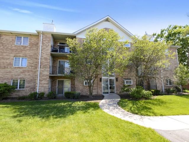 18310 Robin Ln Apt D3, Homewood, IL 60430
