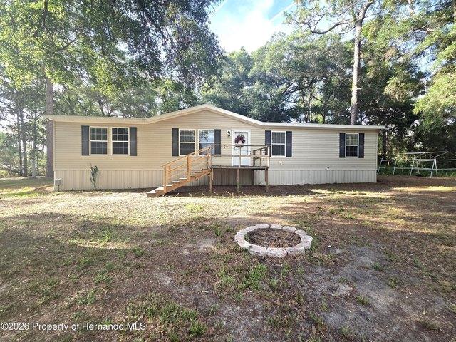 18314 Deason Dr, Spring Hill, FL 34610