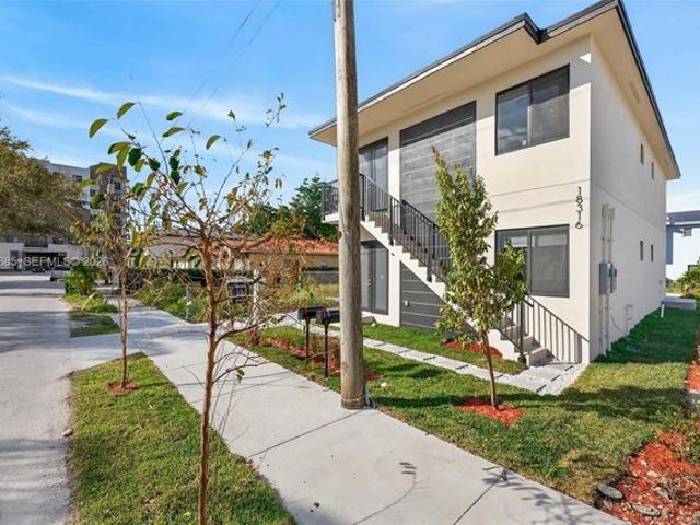 18316 SW 102nd Pl, Miami, FL 33157