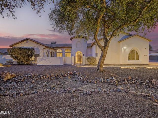 18318 W Solano Dr, Litchfield Park, AZ 85340
