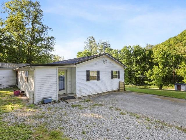 1831 Fish Trap Road