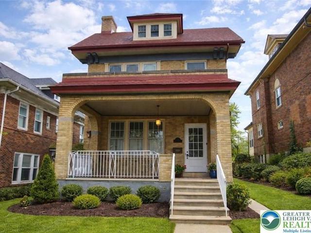 1831 Hamilton St, Allentown, PA 18104