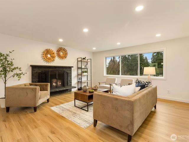 1831 st Pl SW, Lynnwood, WA 98036 | Compass
