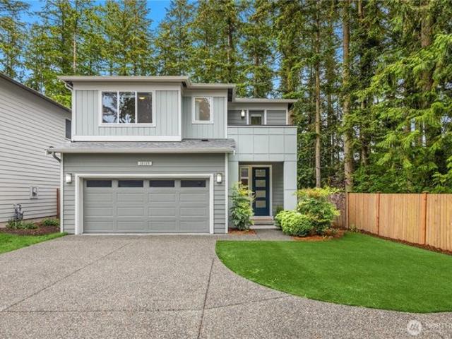 1831 th Ave W, Lynnwood, WA 98037