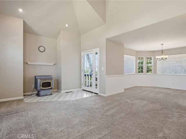 18325 Pinnacle Court