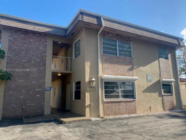 1832 Madison St #203, Hollywood, FL 33020