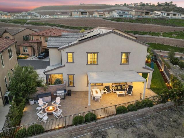 1832 Aliso Canyon Dr