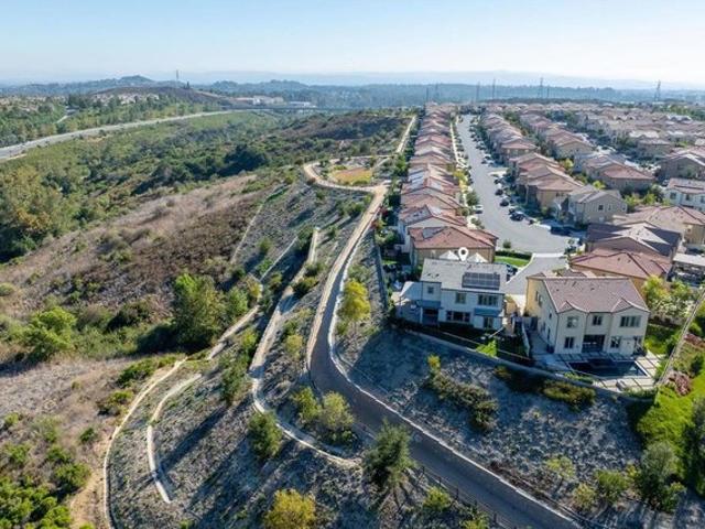 1832 Aliso Canyon Dr, Lake Forest, CA 92610