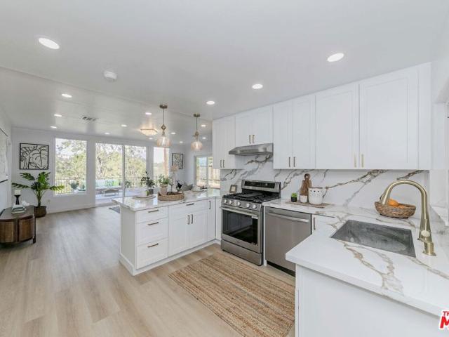 1832 Burnell Drive