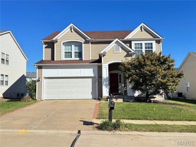 1832 English Oak Dr, O'Fallon, MO 63367