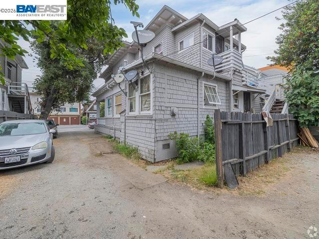 1832 Fruitvale Ave
