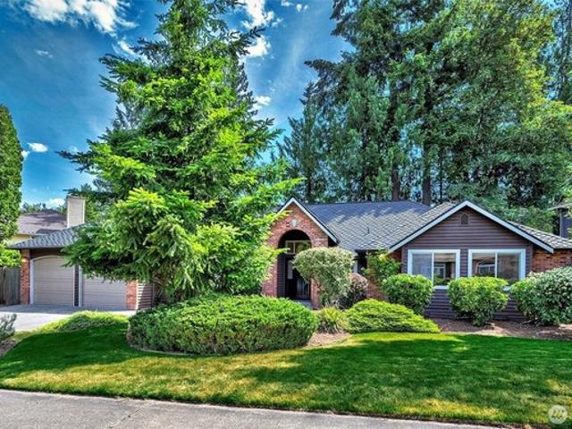 1832 st Pl NE, Sammamish, WA 98074