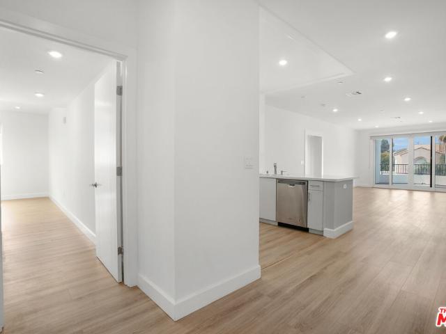 1832 S Barrington Ave, Unit 201, Los Angeles, CA 90025 | Compass