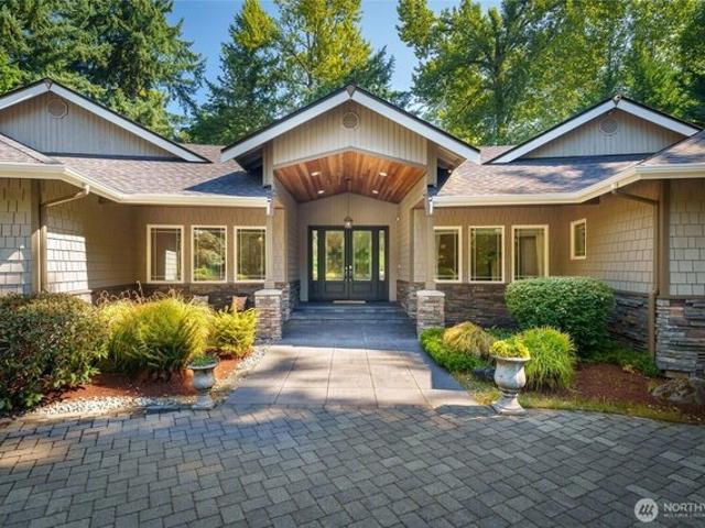 18330 SE 195th Pl, Renton, WA 98058