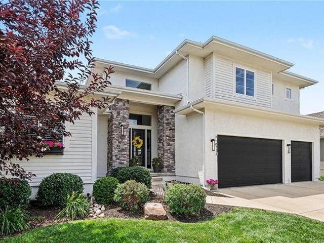 18332 Monrovia St, Overland Park, KS 66013