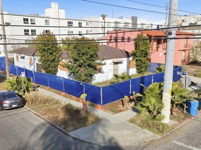 1833 Overland Ave, Los Angeles, CA 90025