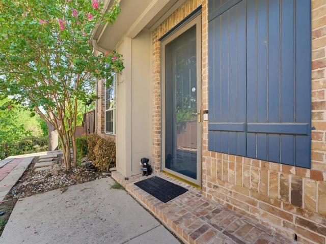 1833 Brookview Drive