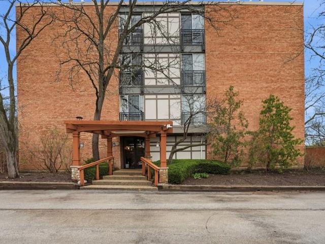 1833 Four Lakes Ave Apt 3F, Lisle, IL 60532