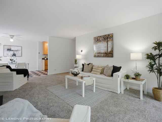 1833 Four Lakes Avenue # 3M