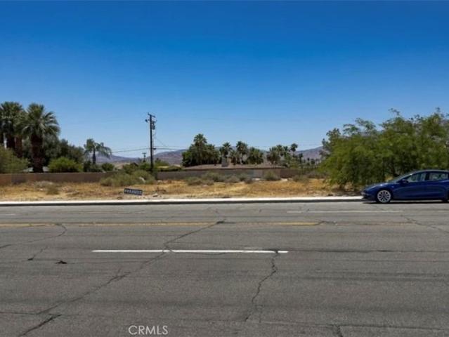 1833 Racquet Club Rd E, Palm Springs, CA 92262