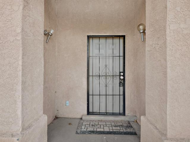 1833 Strawberry Drive NE