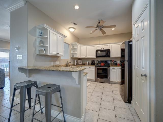1833 S 11th Street F2
