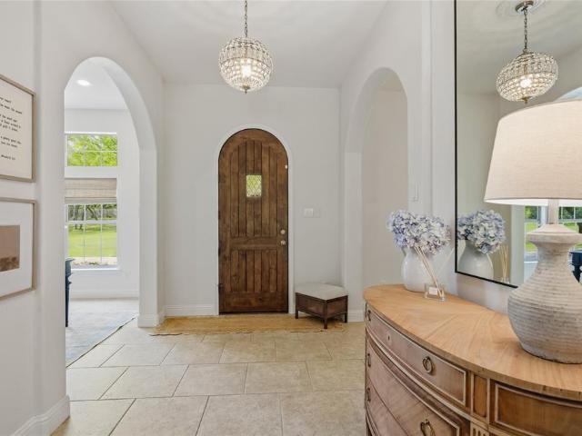 1833 Southpark Drive