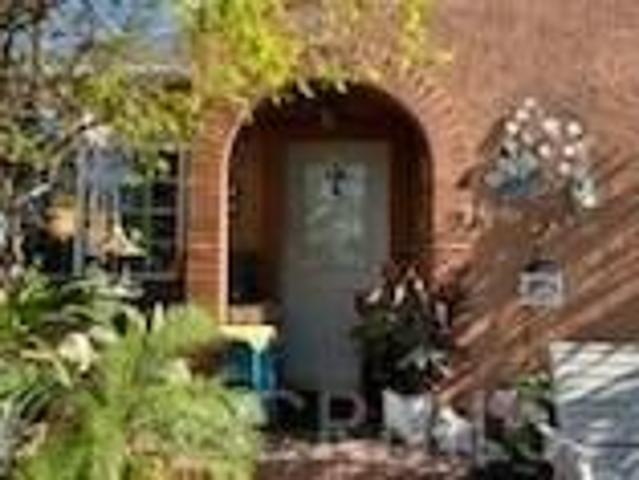 1833 W 64th St, Los Angeles, CA 90047
