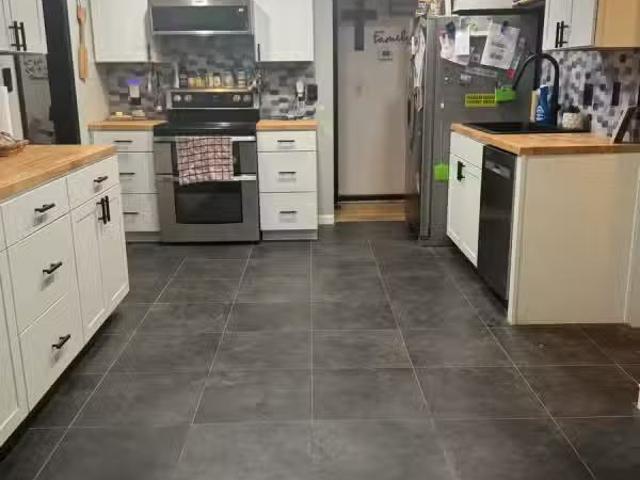 183 Compton Rd, Cincinnati, OH 45215
