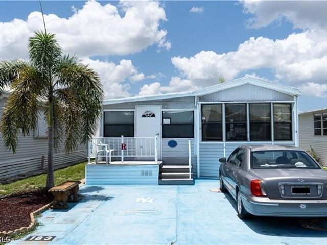183 Caravan Cir, North Fort Myers, FL 33903