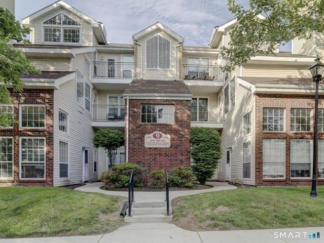 183 Carriage Crossing Ln Unit 183, Middletown, CT 06457