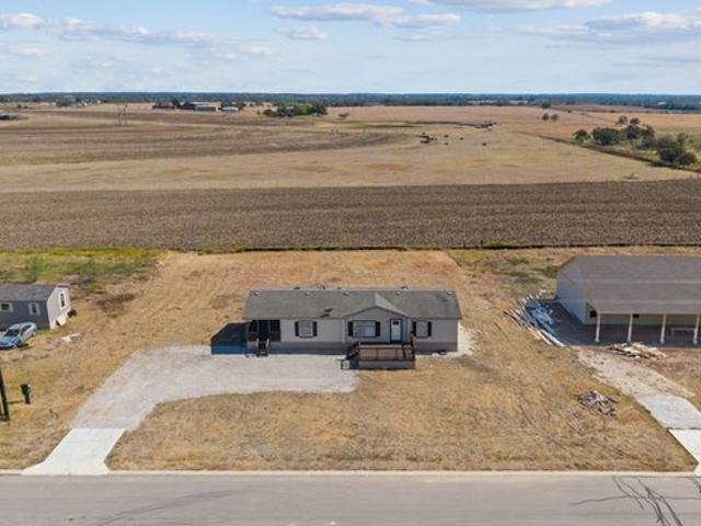 183 Altamira Ave, Elgin, TX 78621