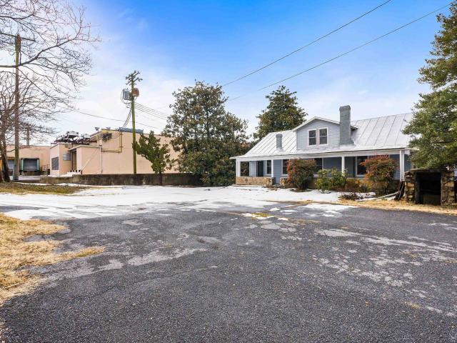 183 blue bell ave