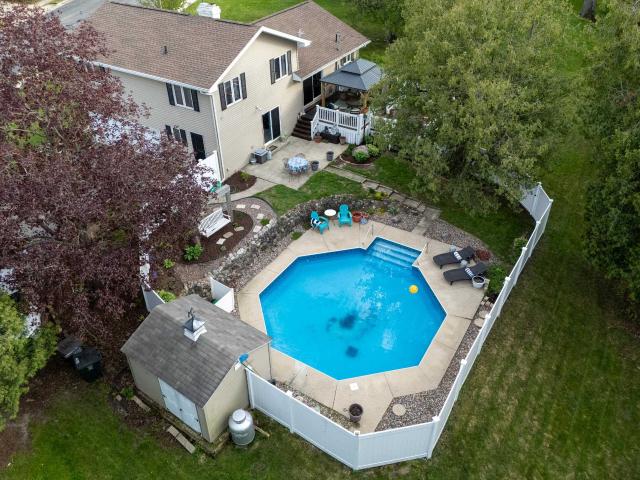 183 Greenhill Circle