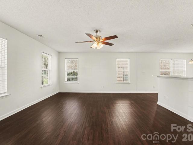 183 Everett Park Dr, Mooresville, NC 28115 | MLS #4355