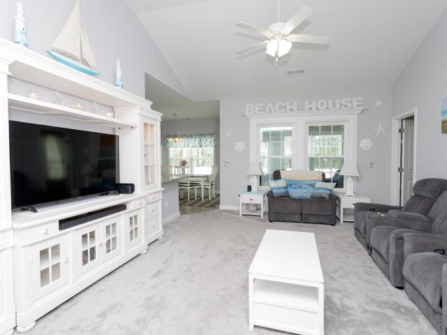 183 Fountain Pointe Ln