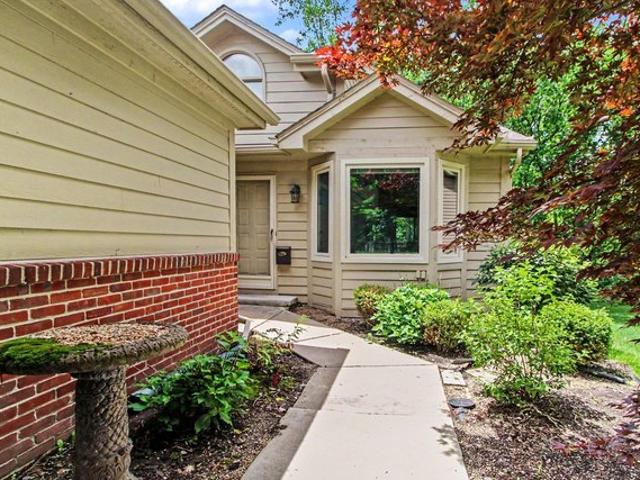 183 Kingsbrook Ave Unit 17, Ann Arbor, MI 48103