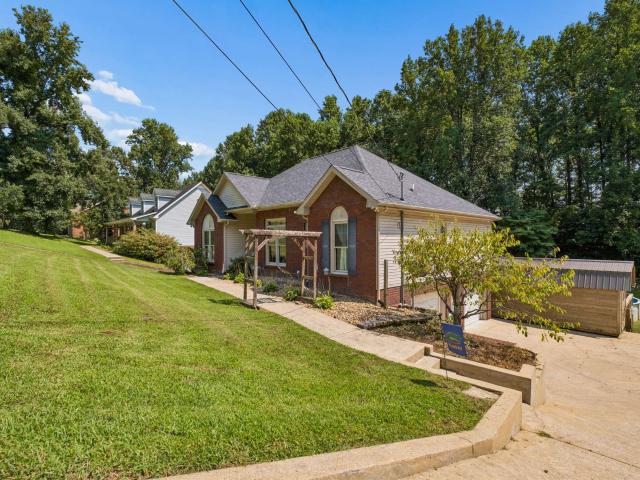 183 Hickory Hollow Dr