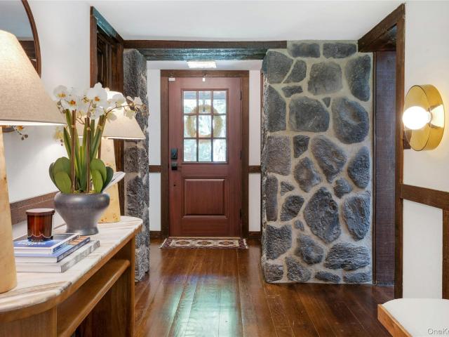 183 Hickory Kingdom Road