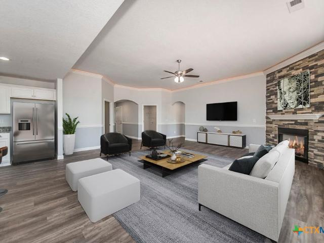 183 Lost Maples Way