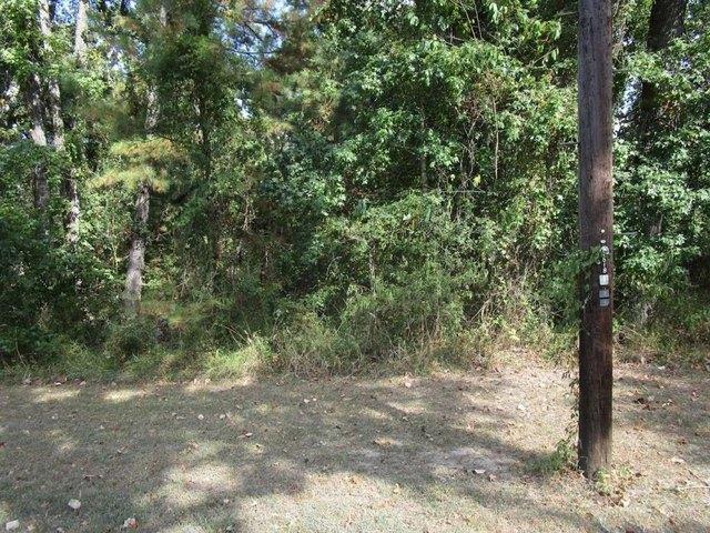 183 Lakeland Rd, Huntsville, TX 77320