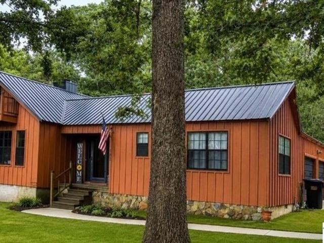 183 Lasater Rd, Laceys Spring, AL 35754