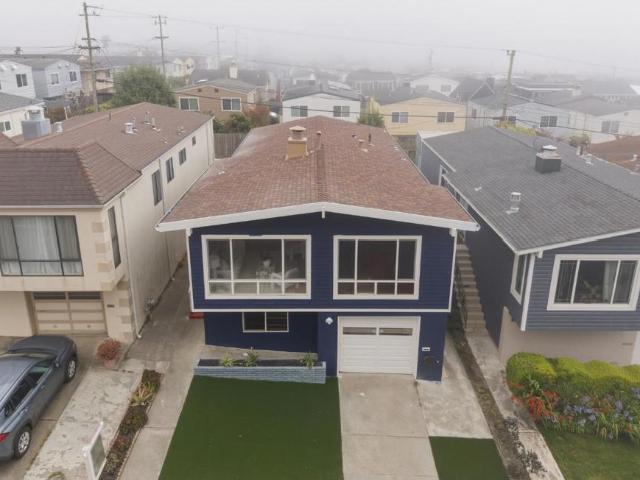 183 Mariposa Avenue