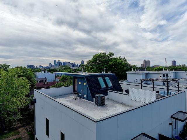 183 S Prairie Ave, Dallas, TX 75226 | MLS #21229