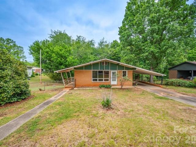 183 Seitz Dr, Forest City, NC 28043