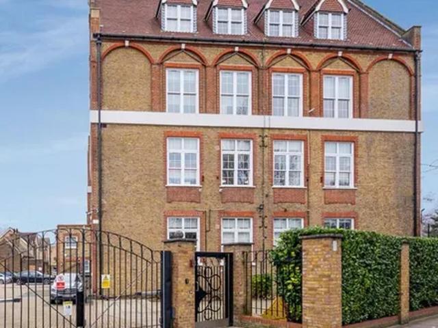 183 Shillington Old School, London, SW11 2TB, United Kingdom | 3 bed house for rent #167774889 | Rentberry