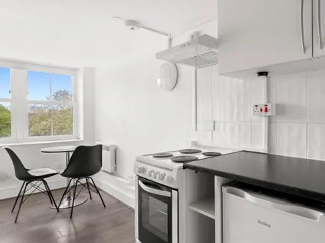 183 Shillington Old School, London, SW11 2TB, United Kingdom | 1 bed apartment for rent #166568917 | Rentberry