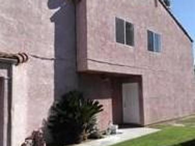 183 Racquet Club Dr, Compton, CA 90220